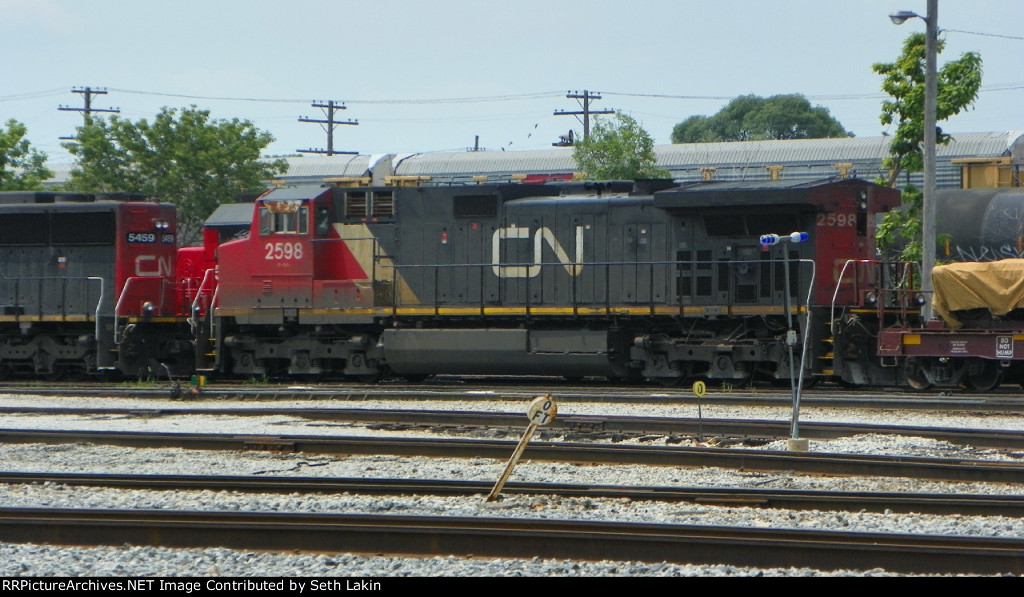 CN 2598